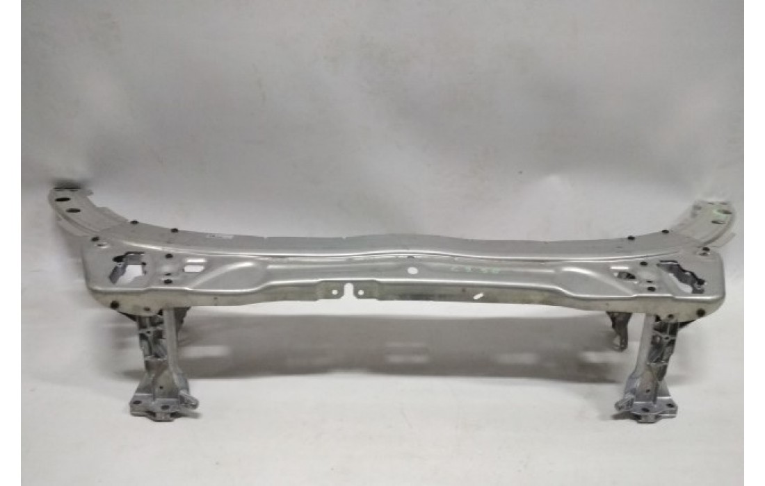 Ön Panel Üst Sacı Mercedes C Serisi