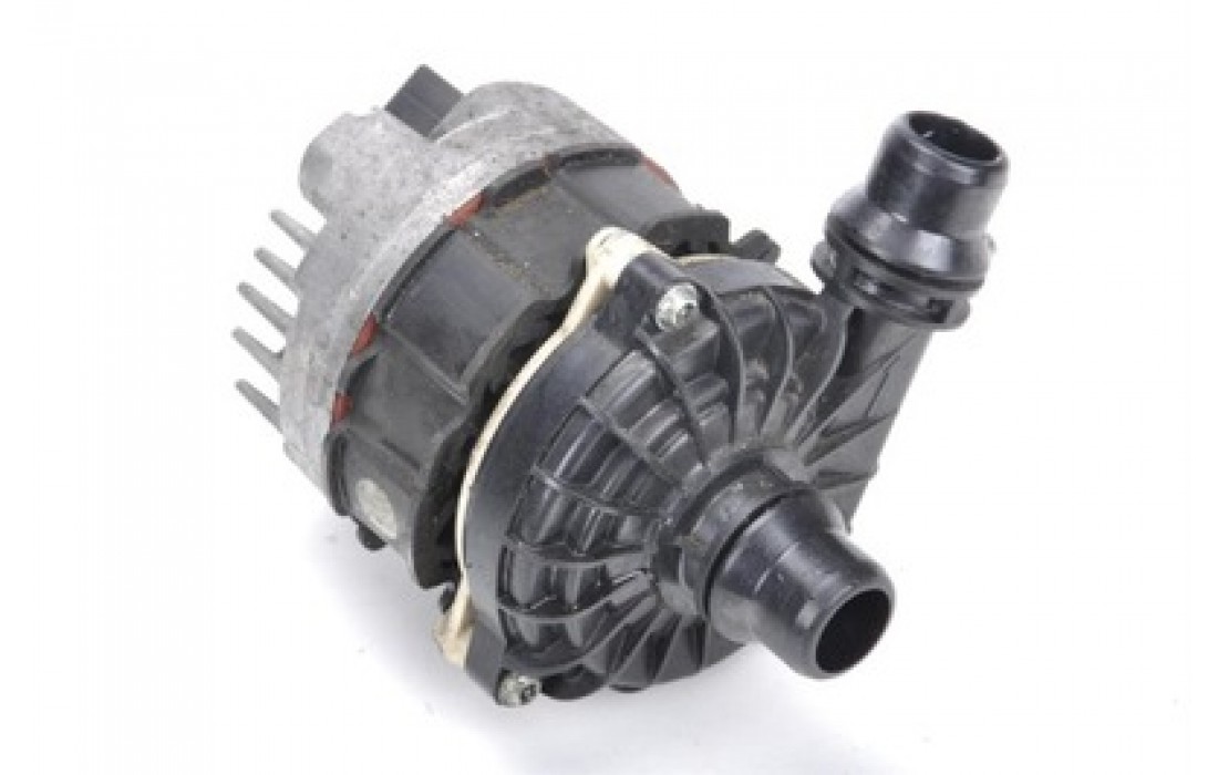 Yardımcı Su Pompası Mercedes C - E - S Serisi